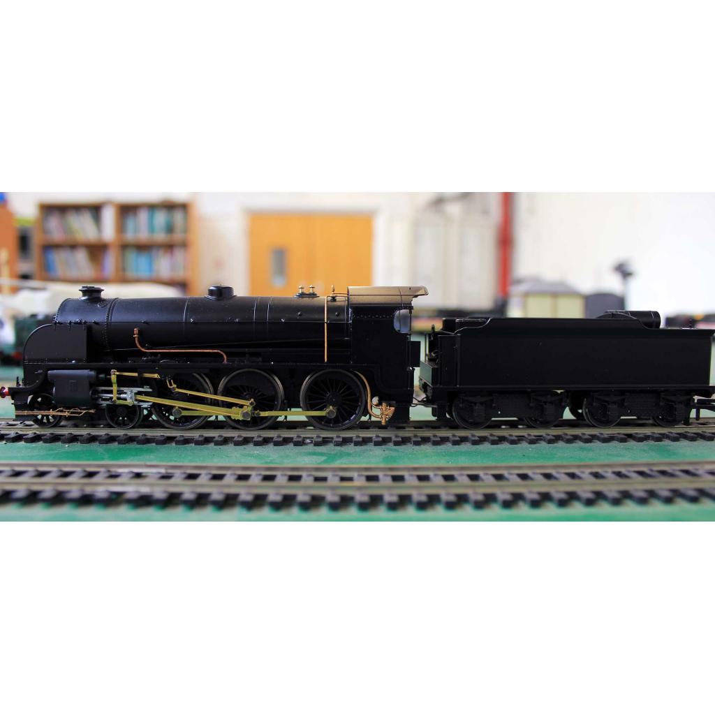 R3329 S15 Class Late Br '30830' 8 Pin Dcc Ready Hornby | Addlestone Models