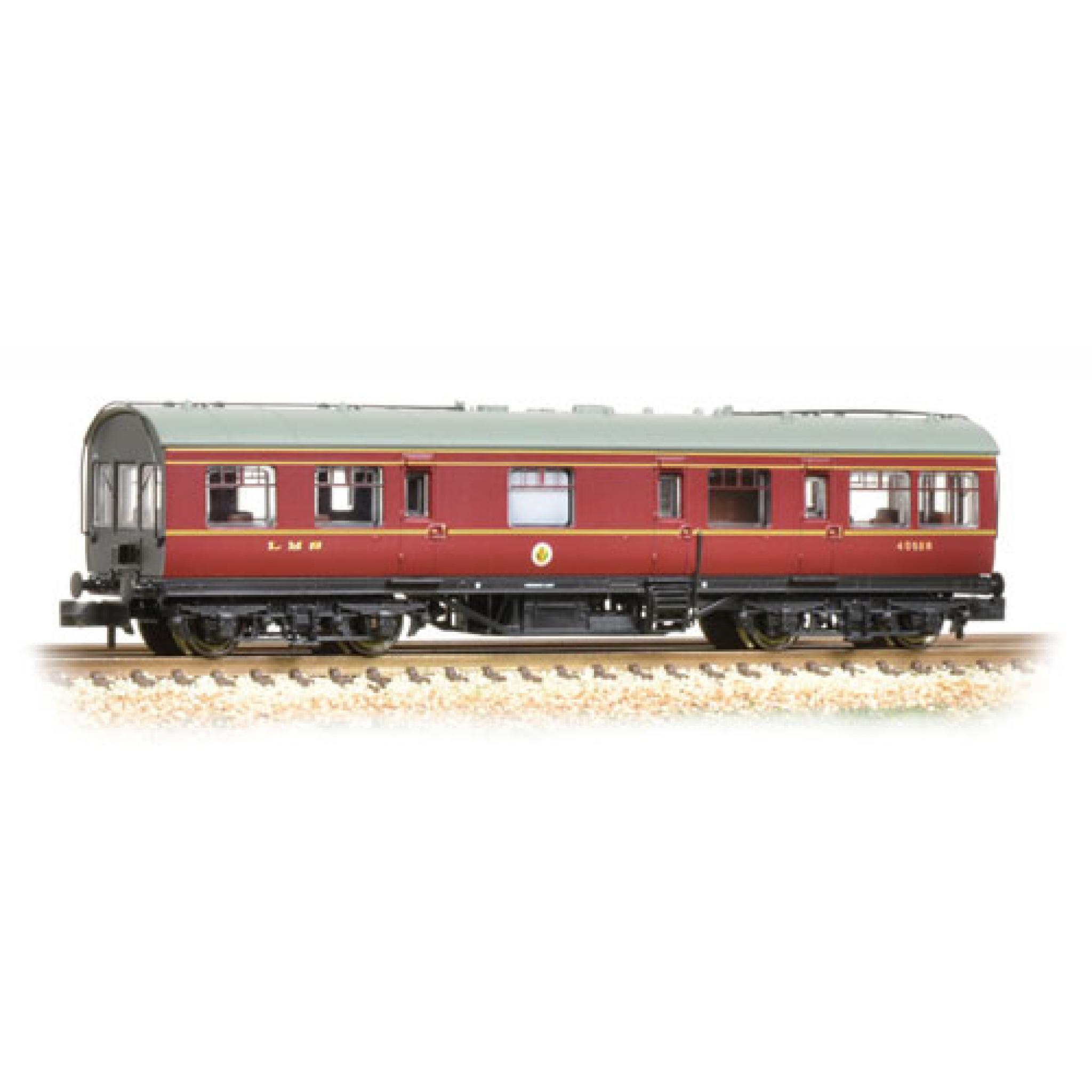 374-875 Inspection Saloon Lms Lined Crimson Lake | Addlestone Models