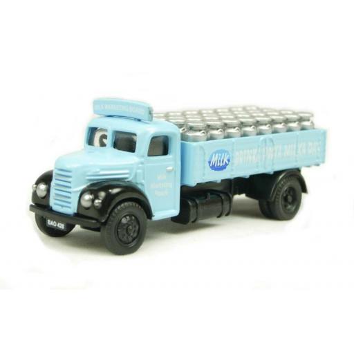 Em76303 Ford Thames Milk Marketing Board Lorry Classix | Addlestone Models
